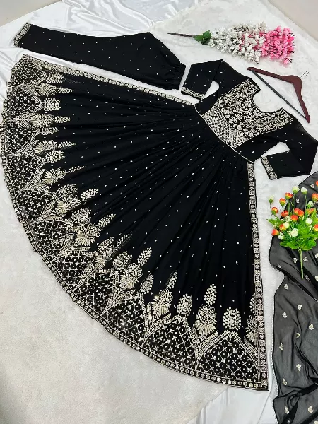 Black Color Heavy Gown for Wedding and Reception With Embroidery Work ...